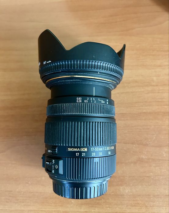 Vând Pachet complet DSLR Canon EOS 700D + 3 Obiective + Accesorii Iasi ...