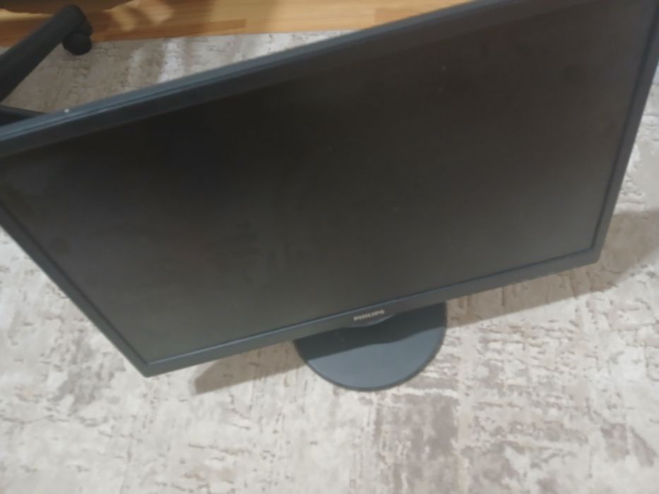 Calculator Asus + Monitor Philips Sulita • OLX.ro