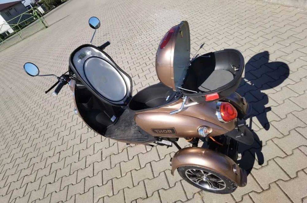 TROTINETA ELECTRICA TIP Scuter cu 3 roti ! model 2025! FARA PERMIS Arad ...