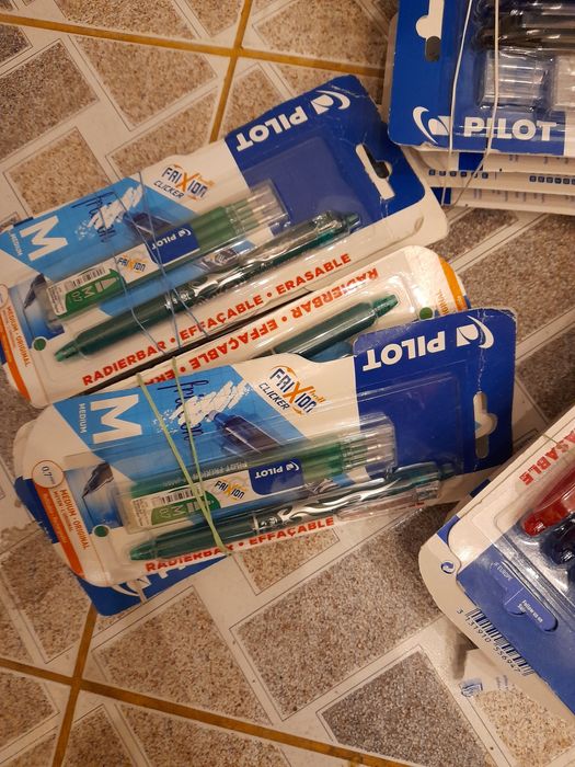 Pixuri pilot albastru Fundeni • OLX.ro