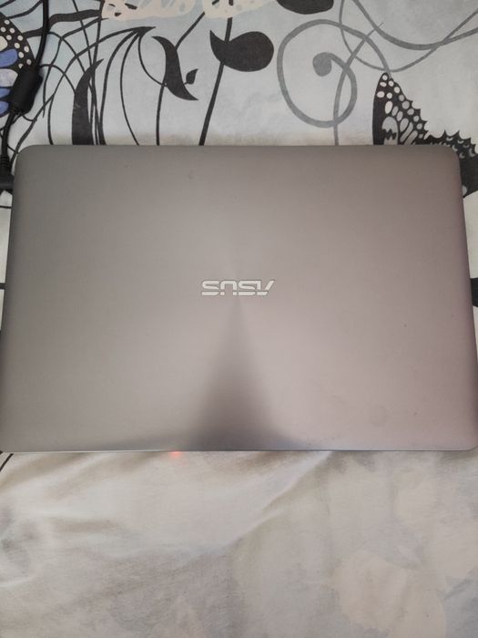 Добър лаптоп Asus с. Михайлово • OLX.bg