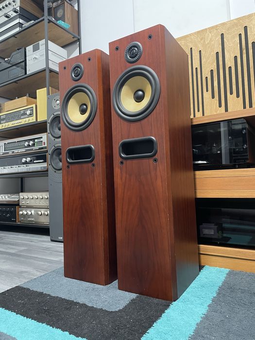Vand / schimb boxe bowers wilkins ( b&w ) model P4 Constanta • OLX.ro