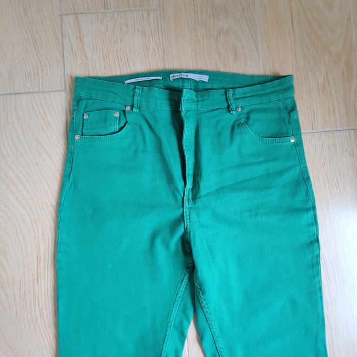 Pantaloni dama Bershka Timisoara • OLX.ro