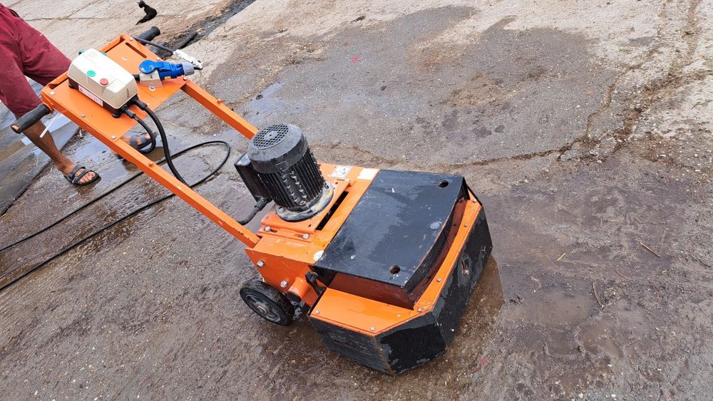 Freza de beton/Slefuitor pentru beton - foarte putin folosit Craiova ...