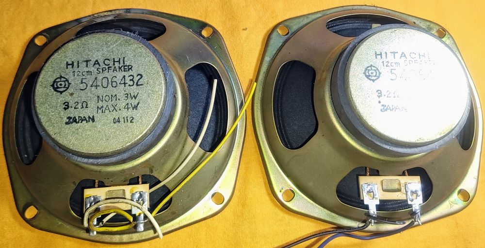 Механика и говорители от касетофон HITACHI TRK 8155 к.к. Дюни • OLX.bg