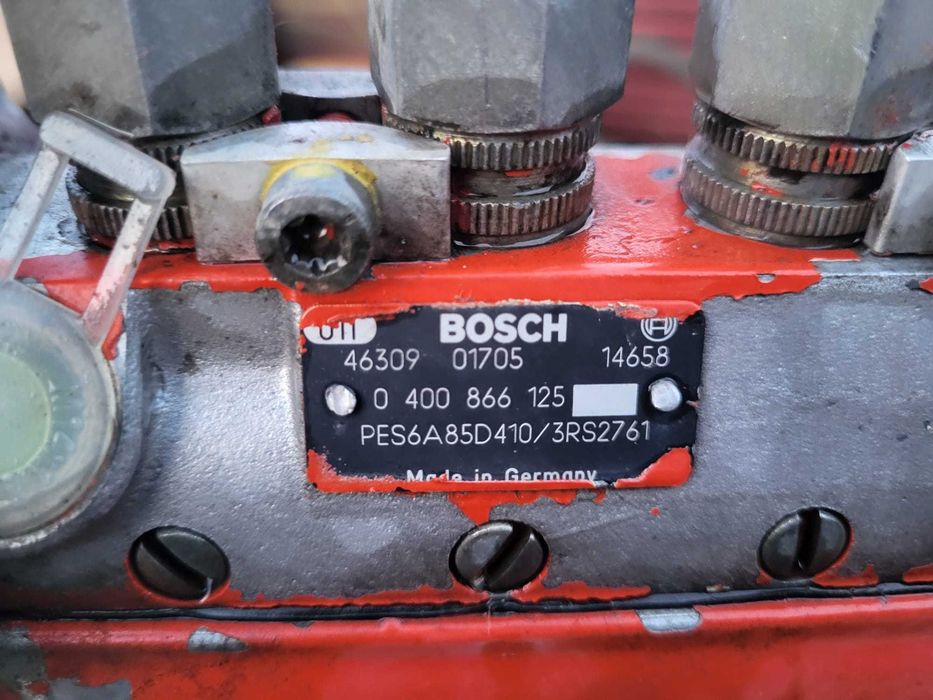 Pompa injectie cu injectoare motor Deutz Nana • OLX.ro