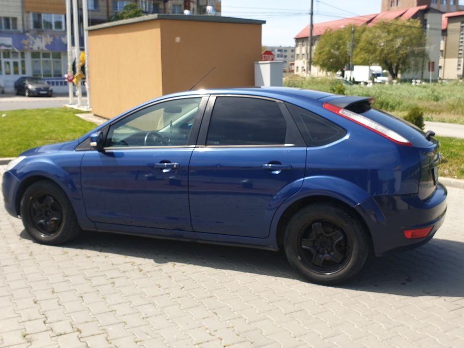 Ford focus 2 facelift 1,4 benzina Moldova Noua • OLX.ro