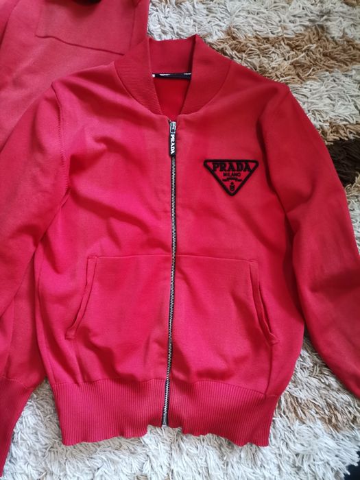 Уникален 100% оригинален екип от 4 части на Prada гр. Поморие • OLX.bg