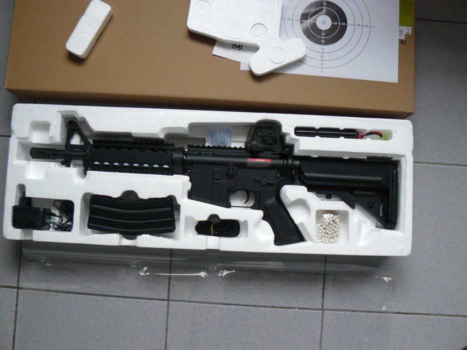 Pusca Asalt Airsoft Electrica M4A1 RIS CM 506 AEG CYMA Noua In Cutie ...