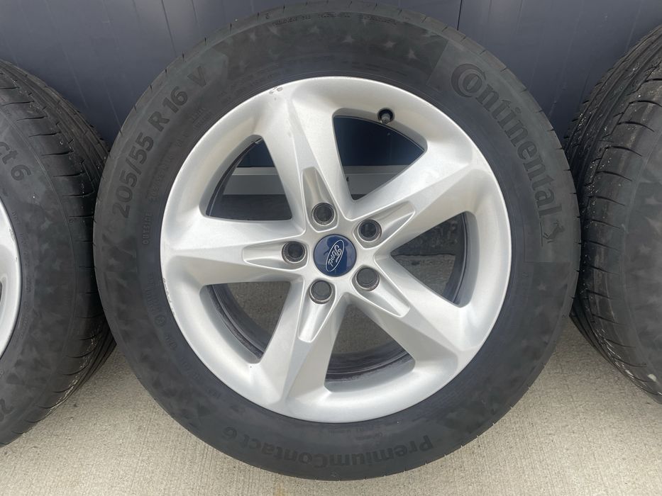 Jante Ford Focus cu Anvelope 205 55 R16 Sannicoara • OLX.ro