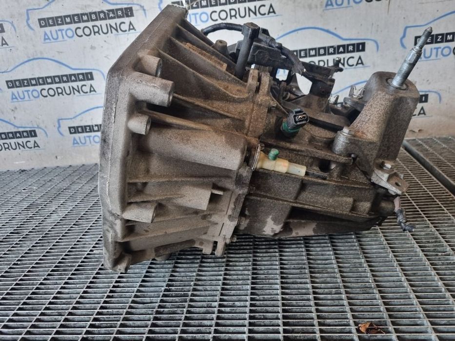 Cutie de viteze Renault Kadjar 1.2 B 2015 - 2018 130CP Manuala 6 Trepte ...