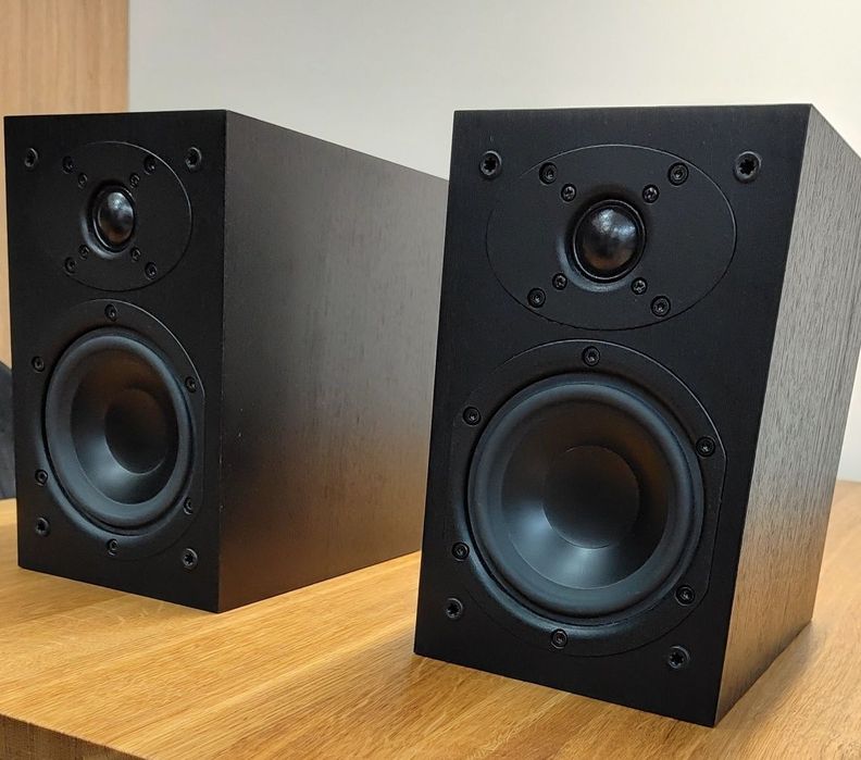 Denon SC-M39. Boxe de raft superbe. Sunet fin de mare clasă. Ca noi ...