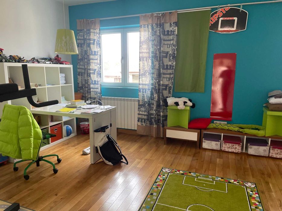 Casa singur in curte - 650 mp teren - zona Parcul SubArini Sibiu • OLX.ro