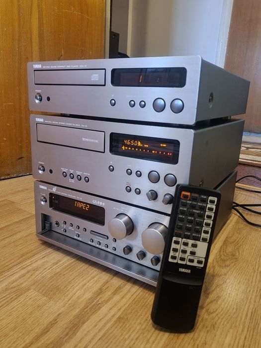 Sistem linie midi Yamaha Rx 10 , CDx10 , Kx10 , Cd , tape , amp ...