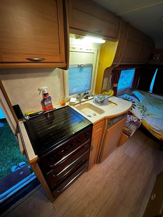 Rulota Compass 490/4/Rallye Vladiceni • OLX.ro