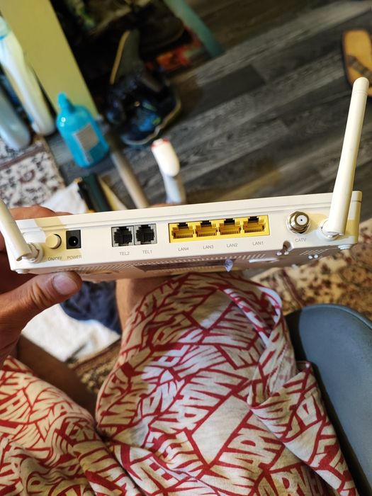 Router wireless wifi Huawei HG8247H Cluj-Napoca • OLX.ro