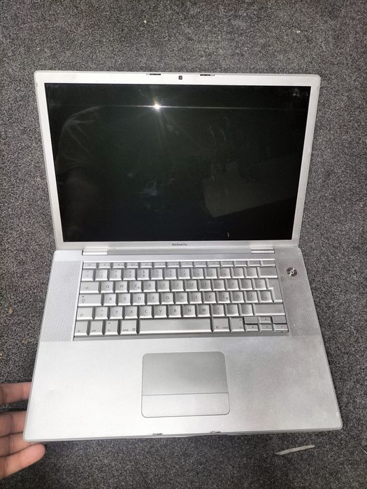 Laptopuri Apple defecte pentru piese de schimb Lumina • OLX.ro