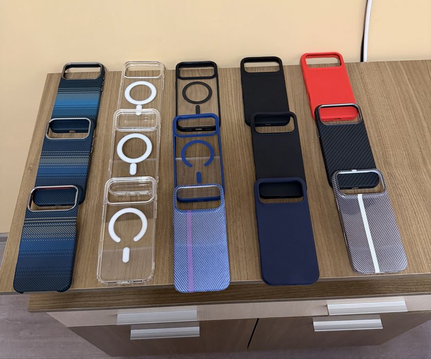 Huse iphone 17 PRO MAX! Pret intre 50-100 LEI in functie de husa ! Cluj ...