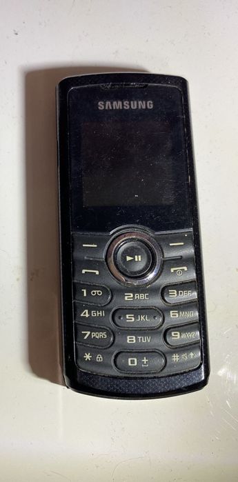 Мобилен телефон Samsung с копчета гр. Бургас Изгрев • OLX.bg