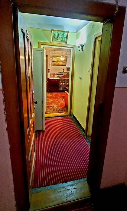 Apartament zona Crihala D-uri-loc linisti, etaj 2/4t spatii verzi ...