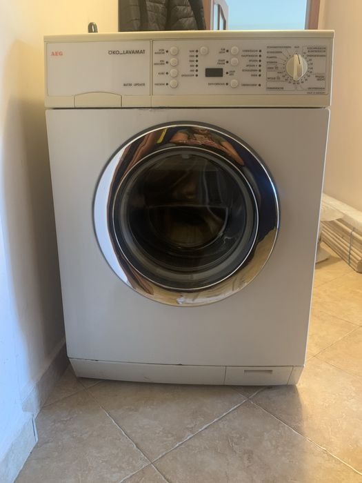 Продавам пералня AEG гр. София Младост 2 • OLX.bg