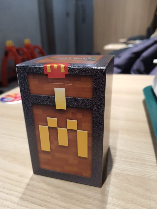 McDonald's jucărie și cod joc - Minecraft Movie edition Dosu Bricii • OLX.ro