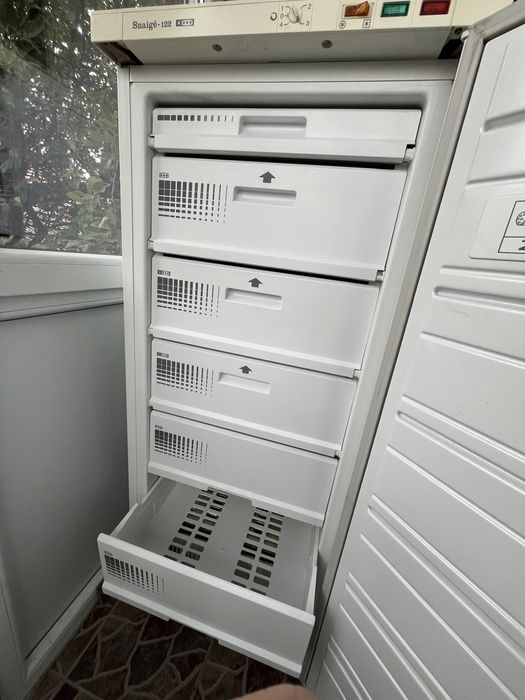 Фризер snaige 122 с. Костелево • OLX.bg