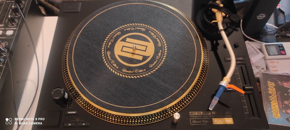 Два броя Reloop RP-7000 MK2 Gold - Limited Gold гр. София Люлин 2 • OLX.bg
