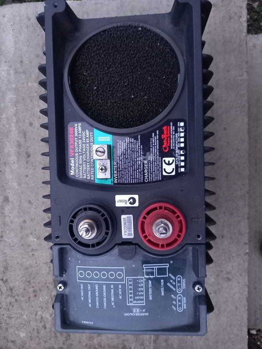 Invertor-charger OutBack Power VFX3024E 3 kW, 24V Cluj-Napoca • OLX.ro