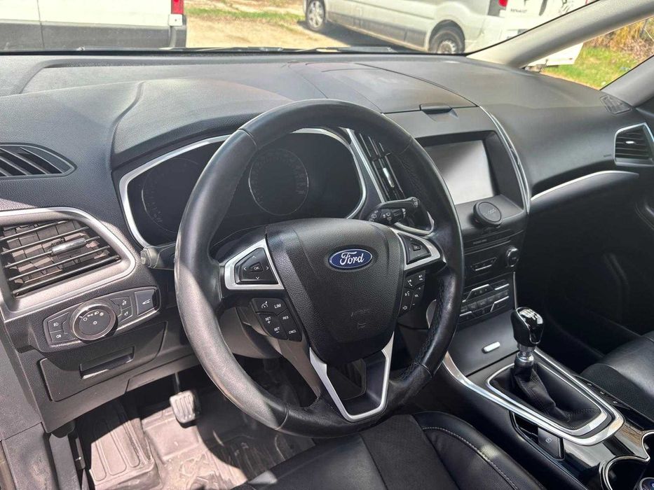 Ford Galaxy, an 2016, 7 locuri Miercurea-Ciuc • OLX.ro