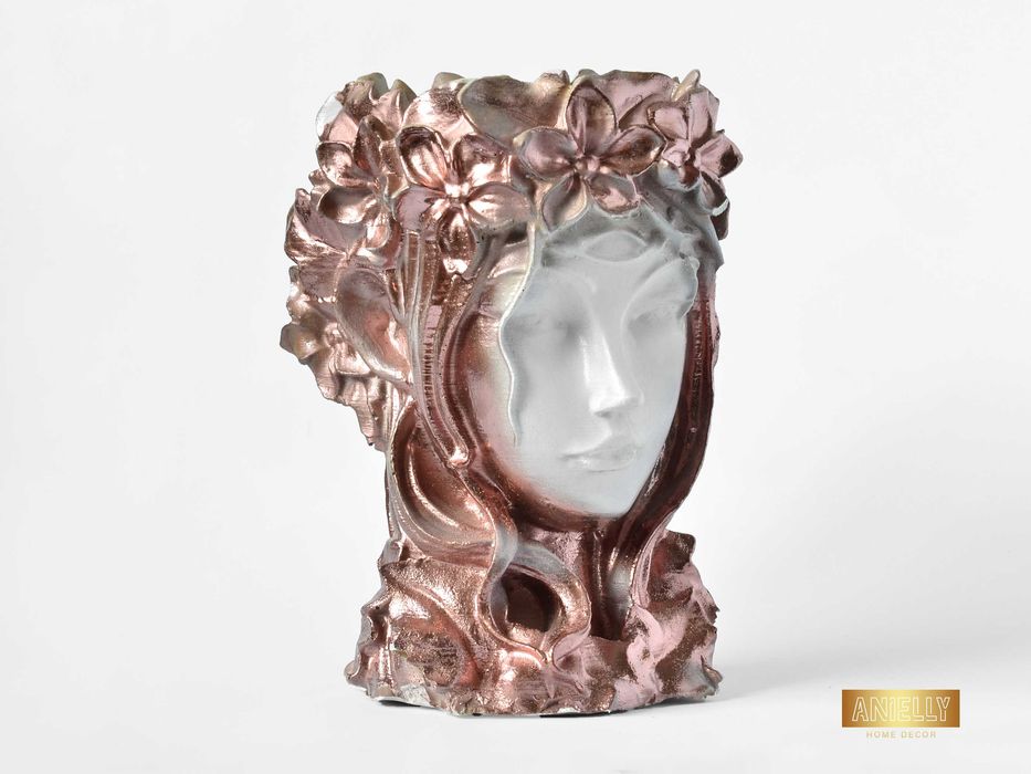 Декоративна ваза бюст / Подарък за жена / Модерна ваза за цветя гр ...