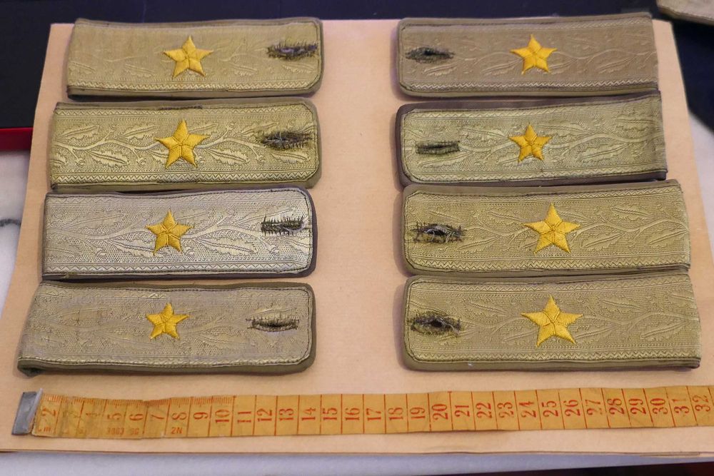 UNIFORMA Veston General Armata/ Colonel SECURITATE Epoleti Semne Arma ...