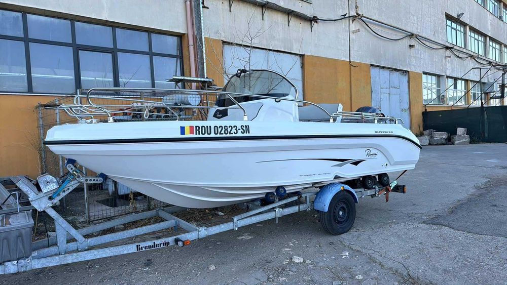 Vand barca Ranieri Shadow 19 + motor Yamaha 100 CP (80 ore) + peridoc ...