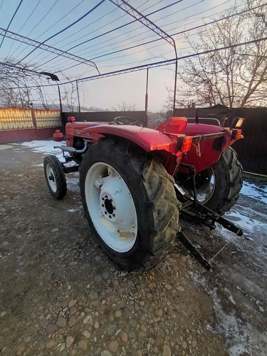Vând tractor 445 Ban • OLX.ro