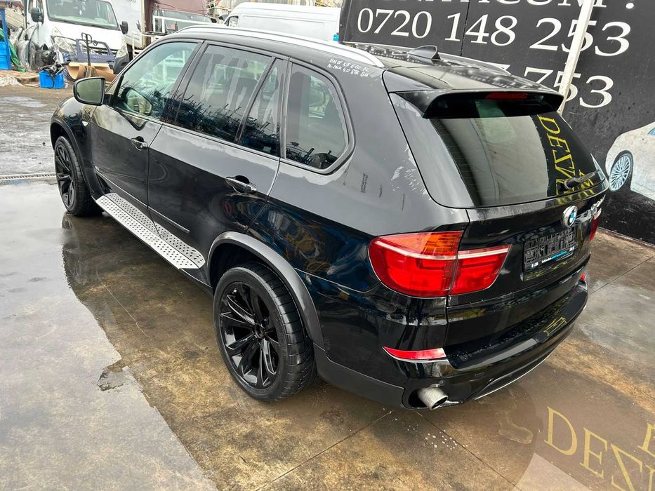 Dezmembrez bmw x5 e70 facelift m-pachet/4.0 d n57d30b/bara fata m e70/ Targoviste • OLX.ro