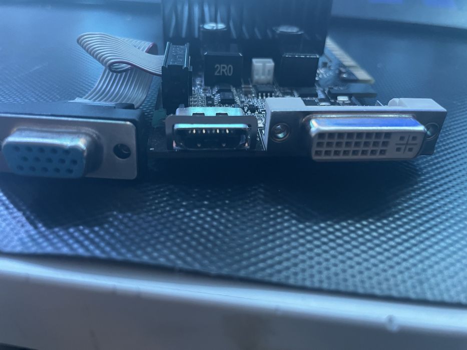 Две Графични карти Windows Graphical Adapter гр. София Лозенец • OLX.bg