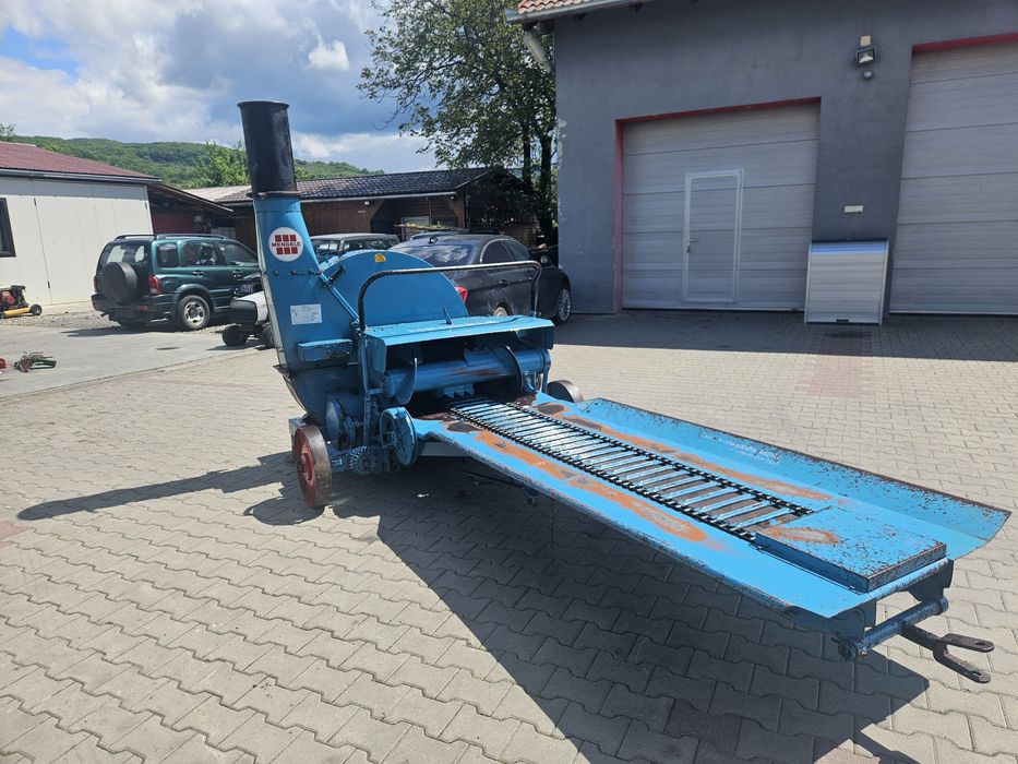 Tocator de crengi,fìn,coceni,siloz,paie Mengele Cristuru Secuiesc • OLX.ro