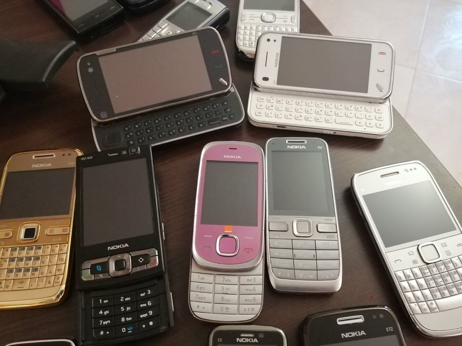 Нокия /Nokia E72,E52,N95 8gb,6700,N97,N97mini,6230i,C5,8110,3110,E6 с. Скутаре • OLX.bg