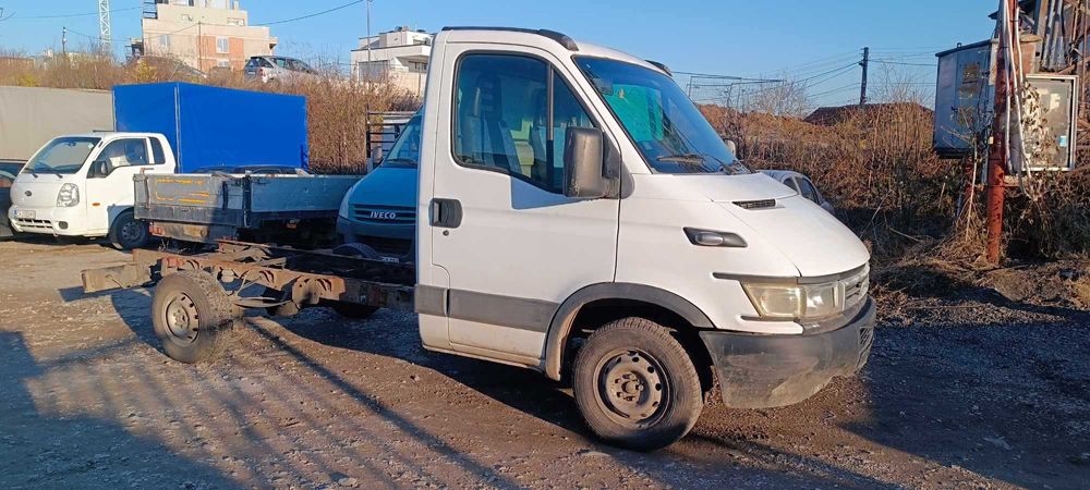 IVECO Daily на части гр. София 7-ми 11-ти километър • OLX.bg