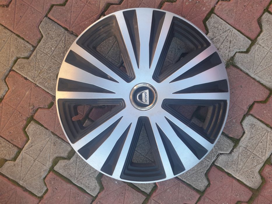 Jante Matiz 5 bucăți...Capace roti pe 16 Duster Focsani • OLX.ro