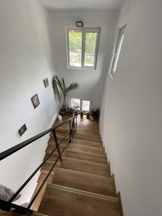 Cabana / casa de VANZARE in Maguri Racatau Maguri-Racatau • OLX.ro