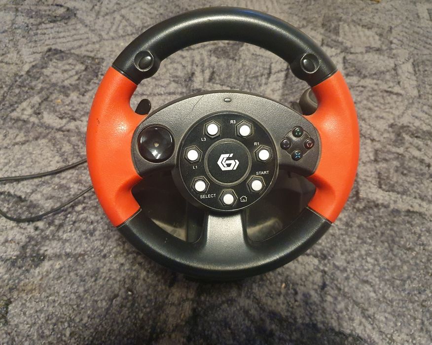 Volan Gaming cu Schimbator si Pedale Baia Mare • OLX.ro