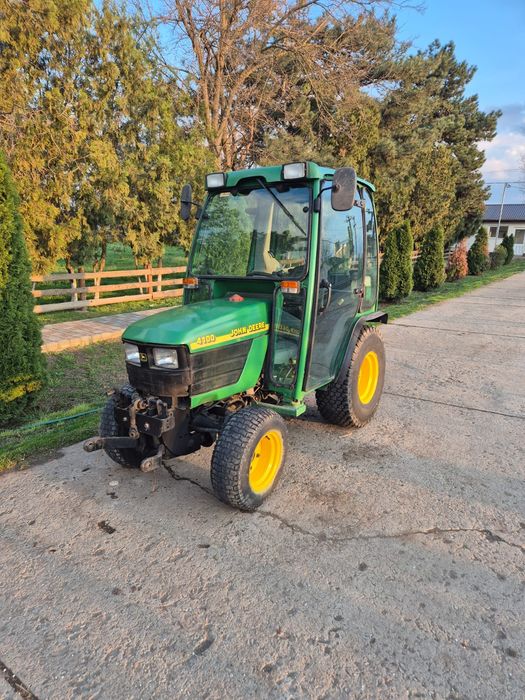 Tractor John deere 4100 Slobozia • OLX.ro