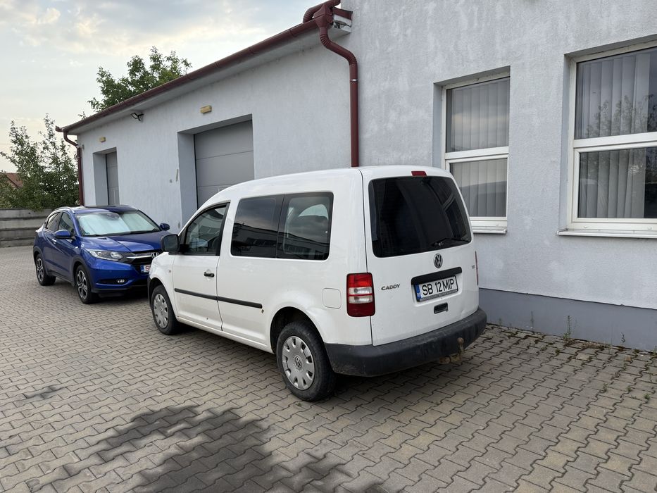 Volkswagen caddy 1.6 TDI, Sibiu • OLX.ro