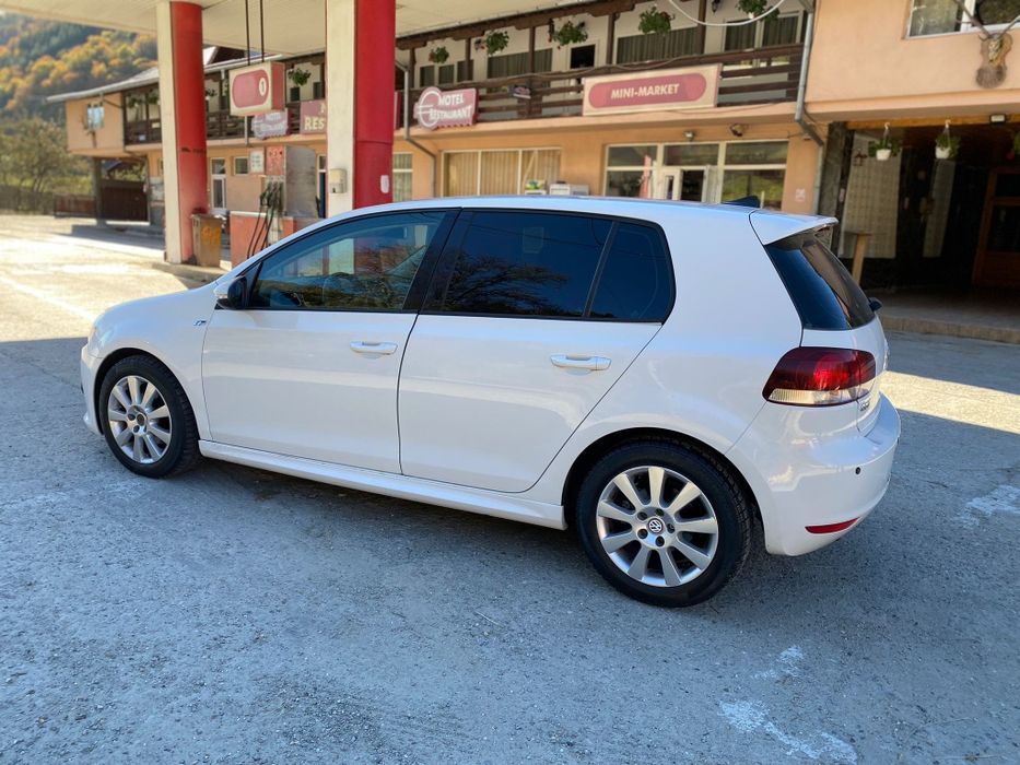 Vw golf 6 r-line an 2011 motor 1,6 tdi euro 5 Campulung • OLX.ro