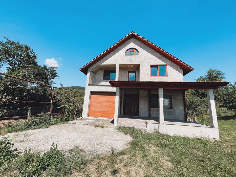 Vând casa în Urisor 103 (Dej) Dej • OLX.ro