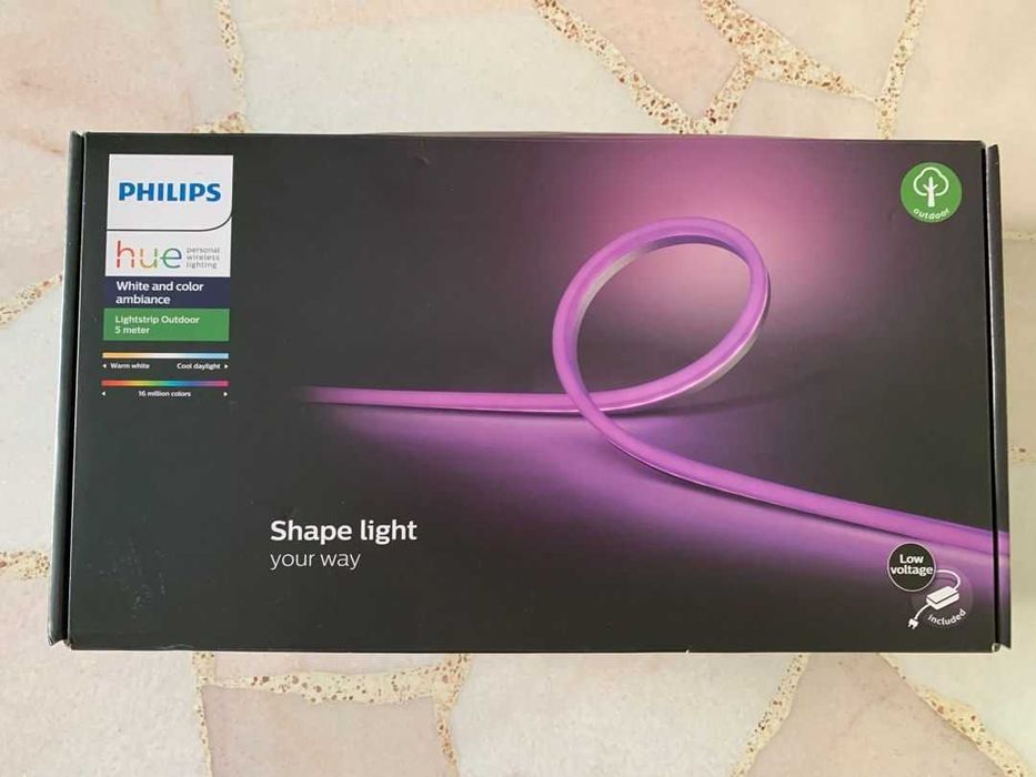 Banda exterior LED Philips Hue Lightstrip Outdoor White & Color 2m/5m ...