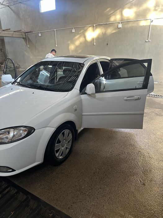 Laseti 1.8 idyalni gaz benzen 100 talik: 5 550 у.е. - Chevrolet Ташкент ...