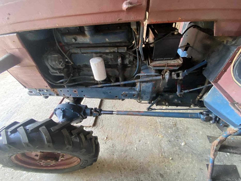 Tractor agricultor UTB 651 Sansimion • OLX.ro