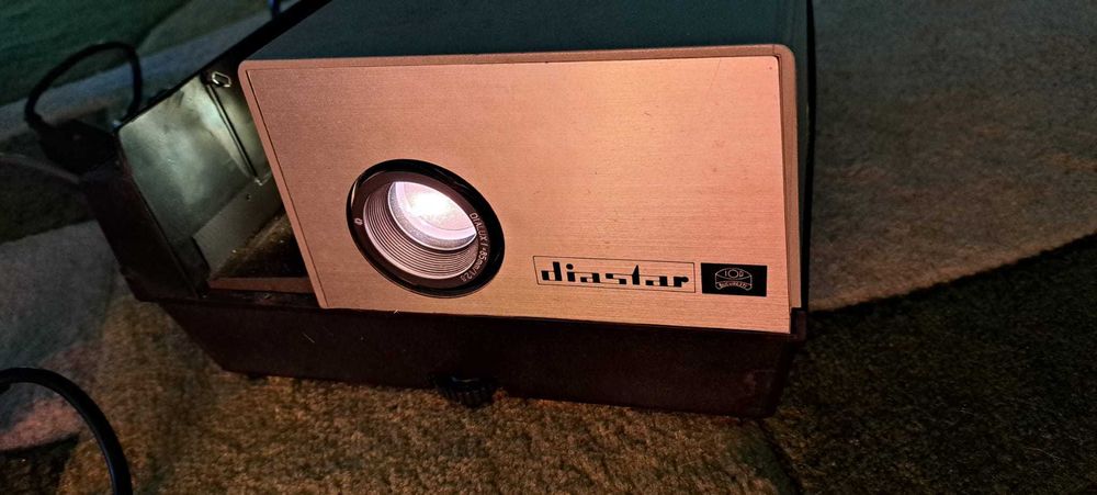 Aparat proiectie diapozitive Bucuresti Sectorul 5 • OLX.ro